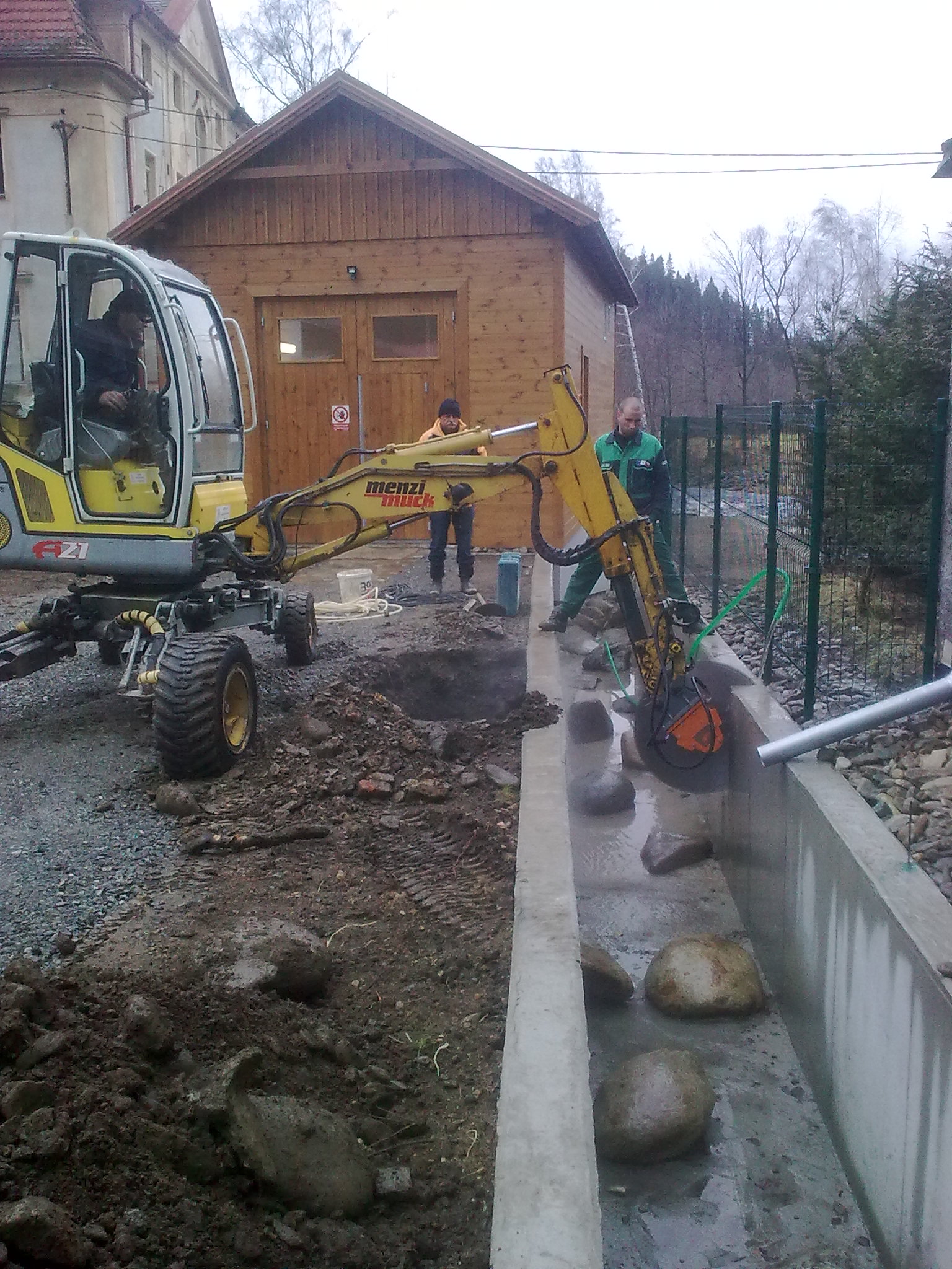 D1S Diamond Rock saws for Excavators - Echidna